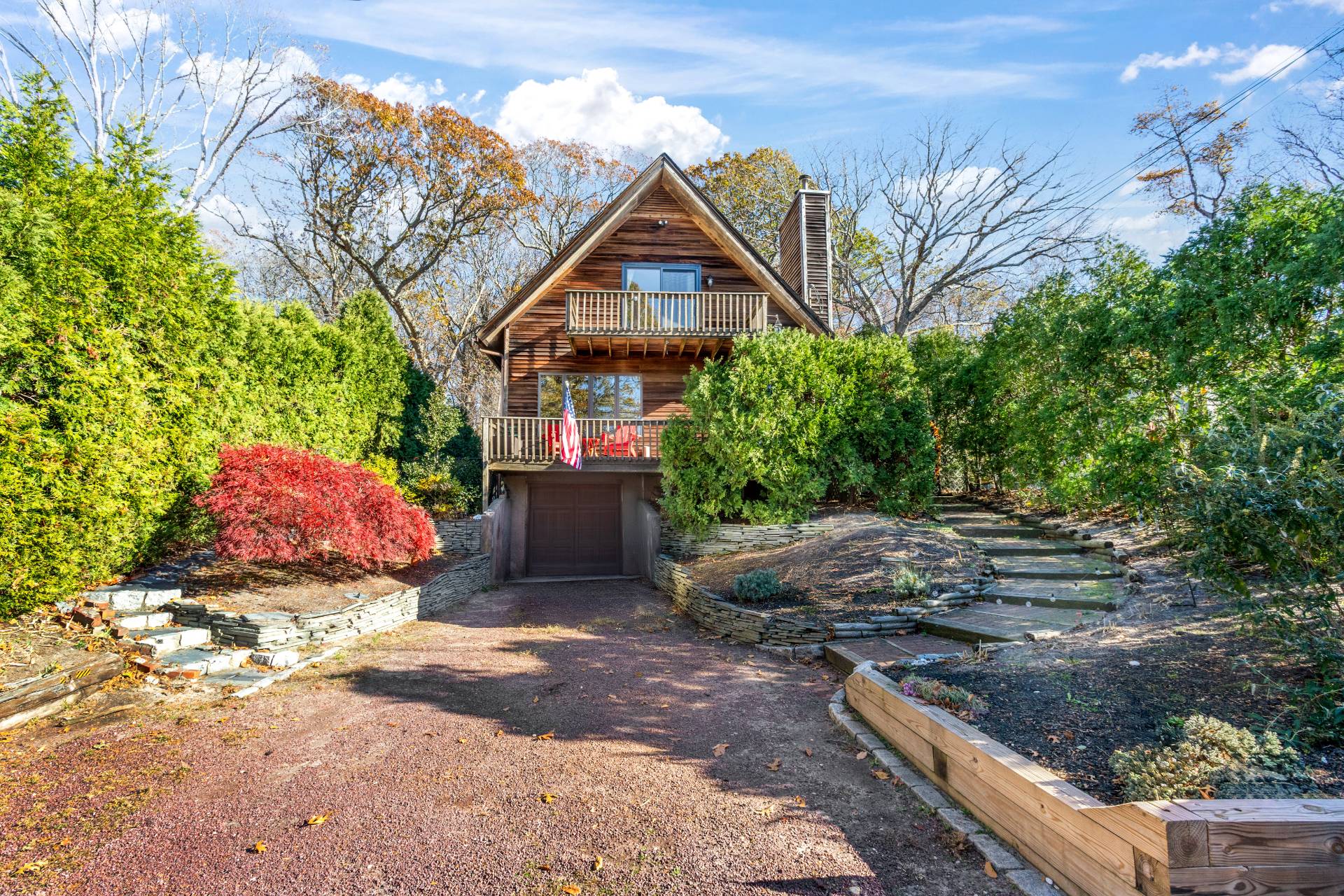 8 Hill Drive, Riverhead, NY 11901 (For Sale NYStateMLS Listing #11609551)